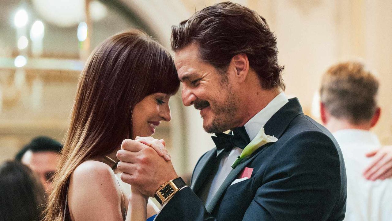 AMORES MATERIALISTAS REVELA SU TRAILER